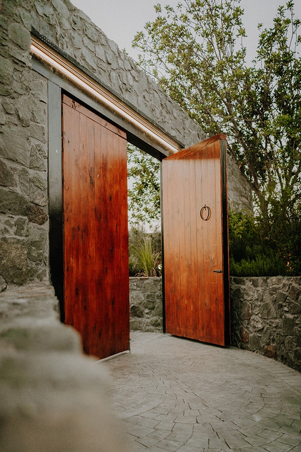 Lapatsa Countryside Venue - Chic & Stylish Weddings